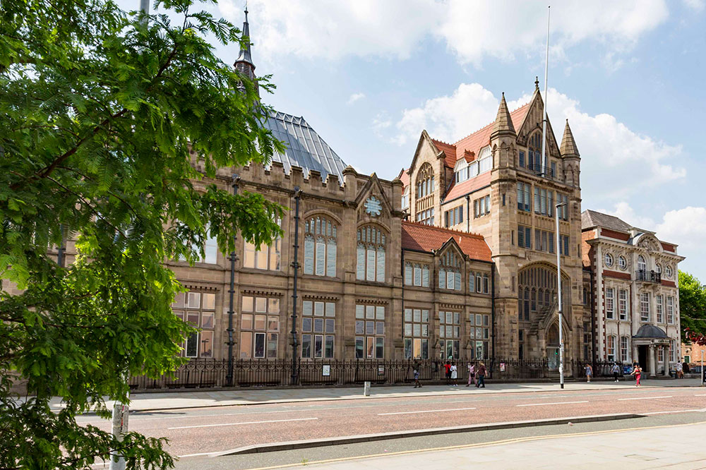 The Manchester Museum is put on community service - Apollo Magazine