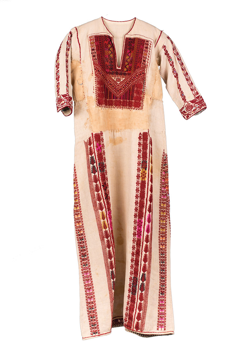 Material Power: Palestinian Embroidery - Apollo Magazine