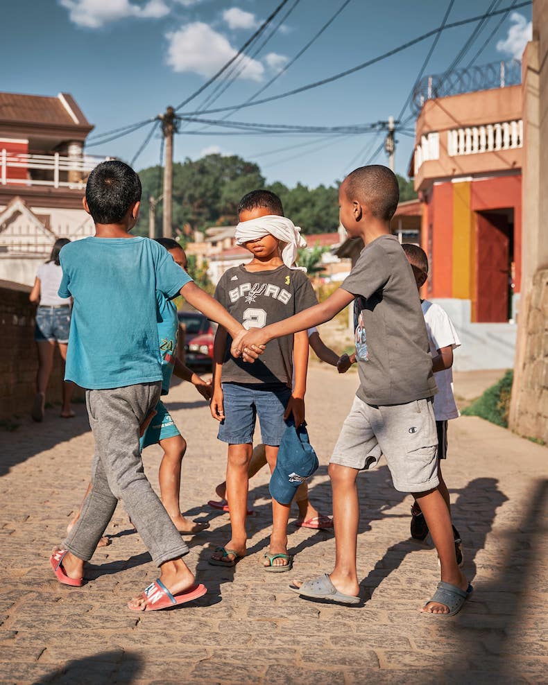 In Madagascar, a traditional garment is telling new stories - Apollo ...