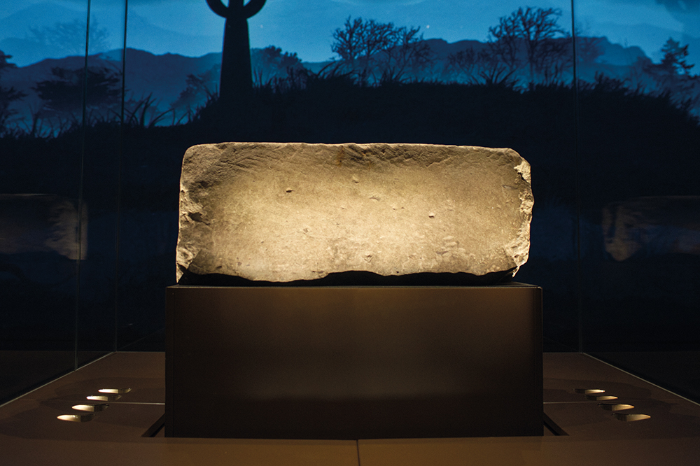 Make a date with the Stone of Destiny at the new Perth Museum - Apollo ...