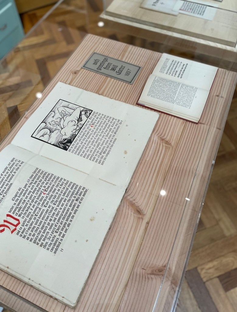 The private press that wrote a new chapter in book design - Apollo Magazine