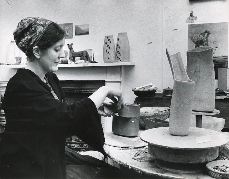 Elizabeth Fritsch: Otherworldly Vessels - Apollo Magazine